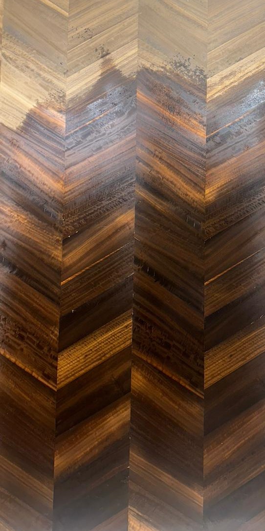DESIGNER VENEER – You Construct