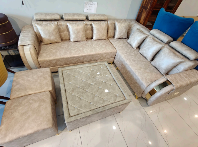 Luxurious 9 x 7 Feet (274 x 213 cm) Sofa Set with Tufted Table and 2 ...